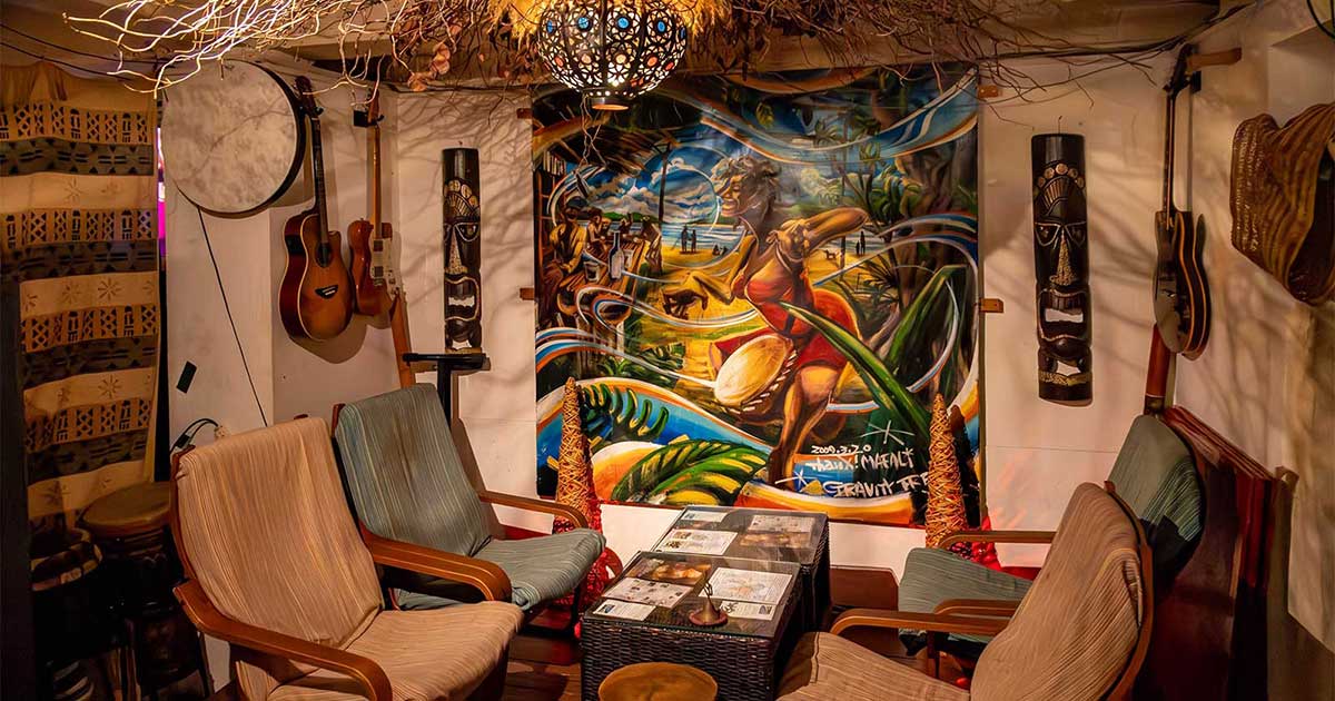 【公式】MAFALi cafe （マファリカフェ）那覇市安里にあるダイニングバー